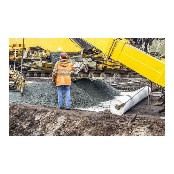 NAUE 262600 Combigrid Composite Geogrid 40/40Q1 4.75m x 100m PP